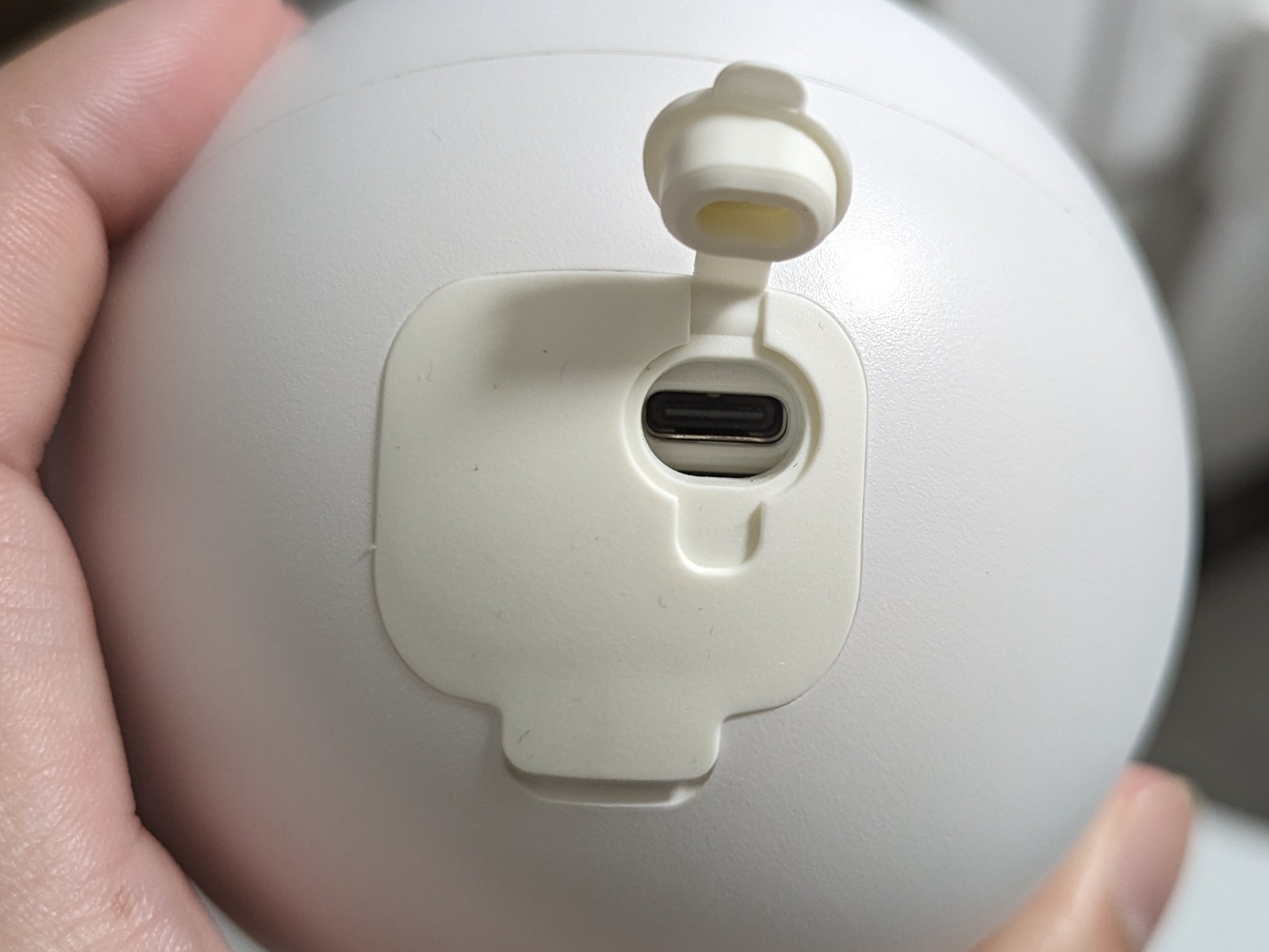 【太陽光だけで動き続けるの？】SwitchBot屋外カメラ 利用レビュー - Loop Base